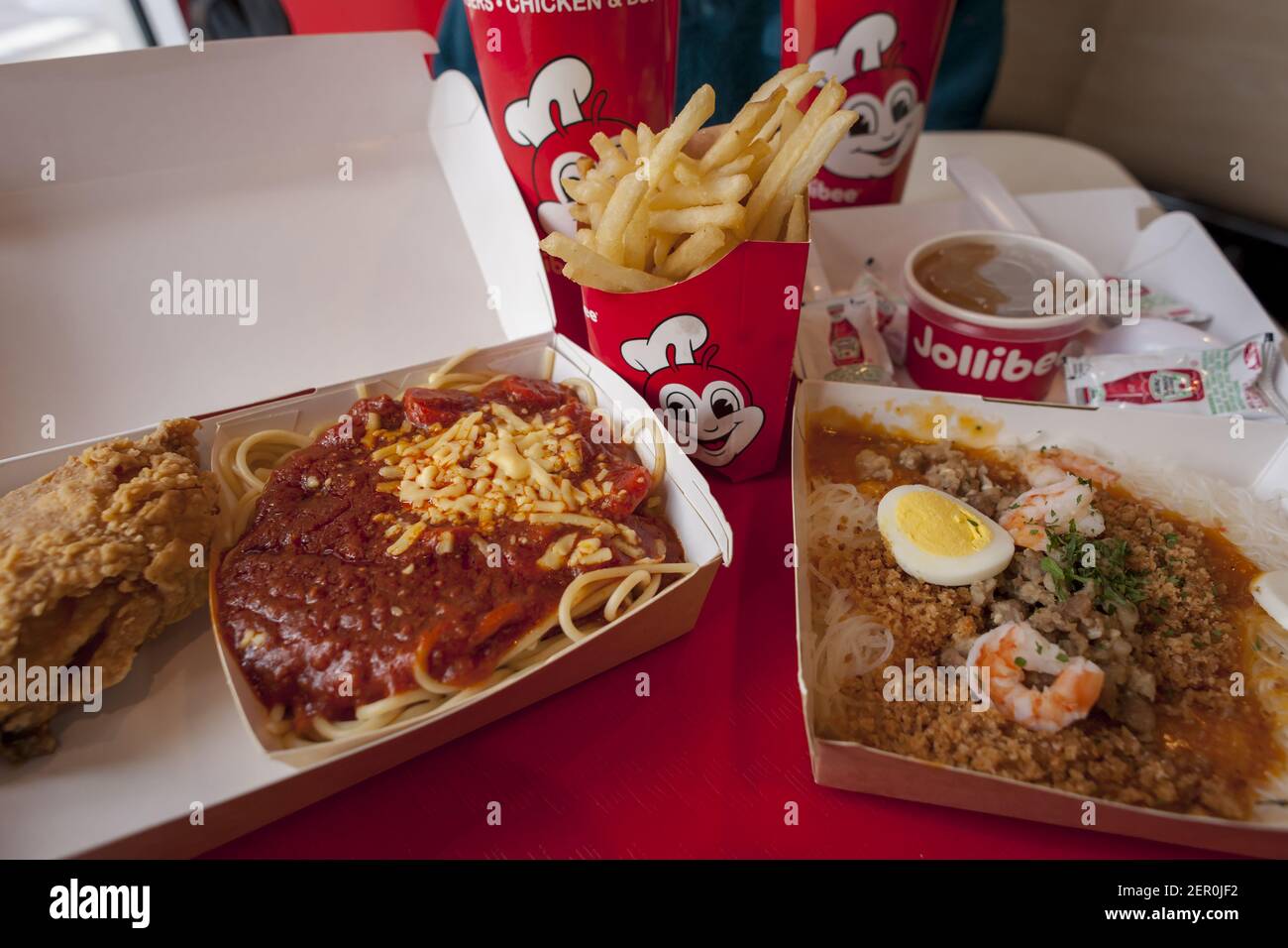Jollibee manila hi-res stock photography and images - Alamy