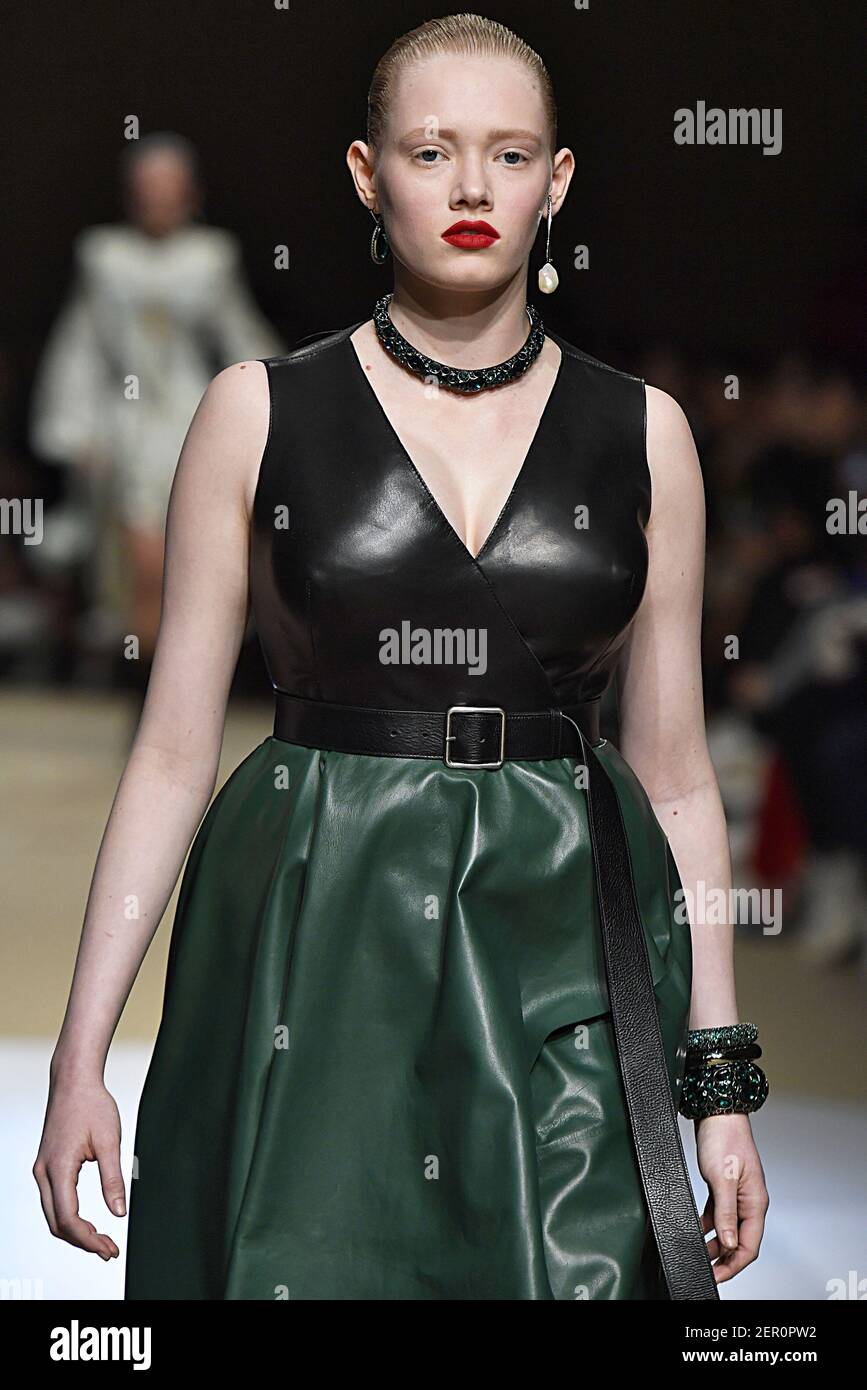 Model Betsy Teske walks on the runway during the Alexander McQueen ...