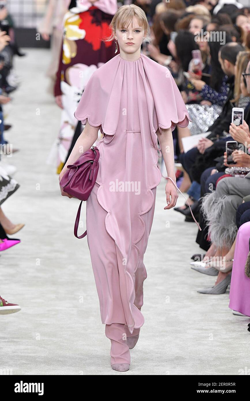 Model Hannah Motler walks on the runway during the Valentino Fashion ...