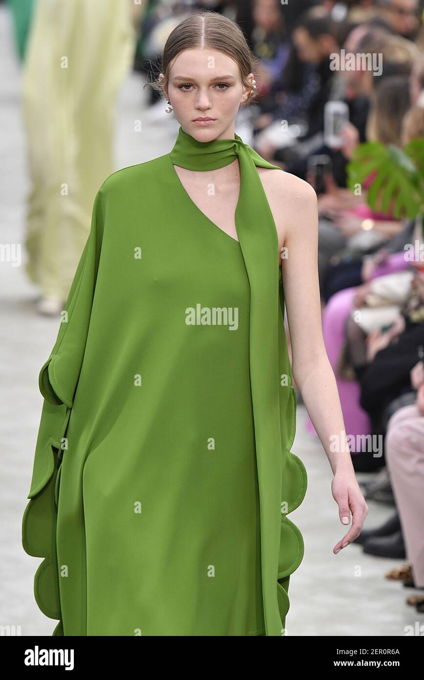 Model Natalie Ogg walks on the runway during the Valentino Fashion Show ...