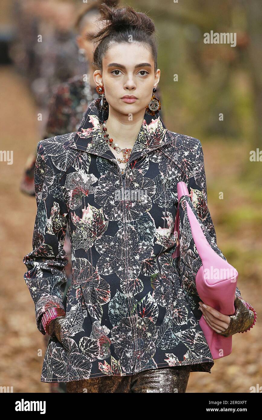 Model Charlee Fraser walks on the runway during the Chanel Fashion Show ...