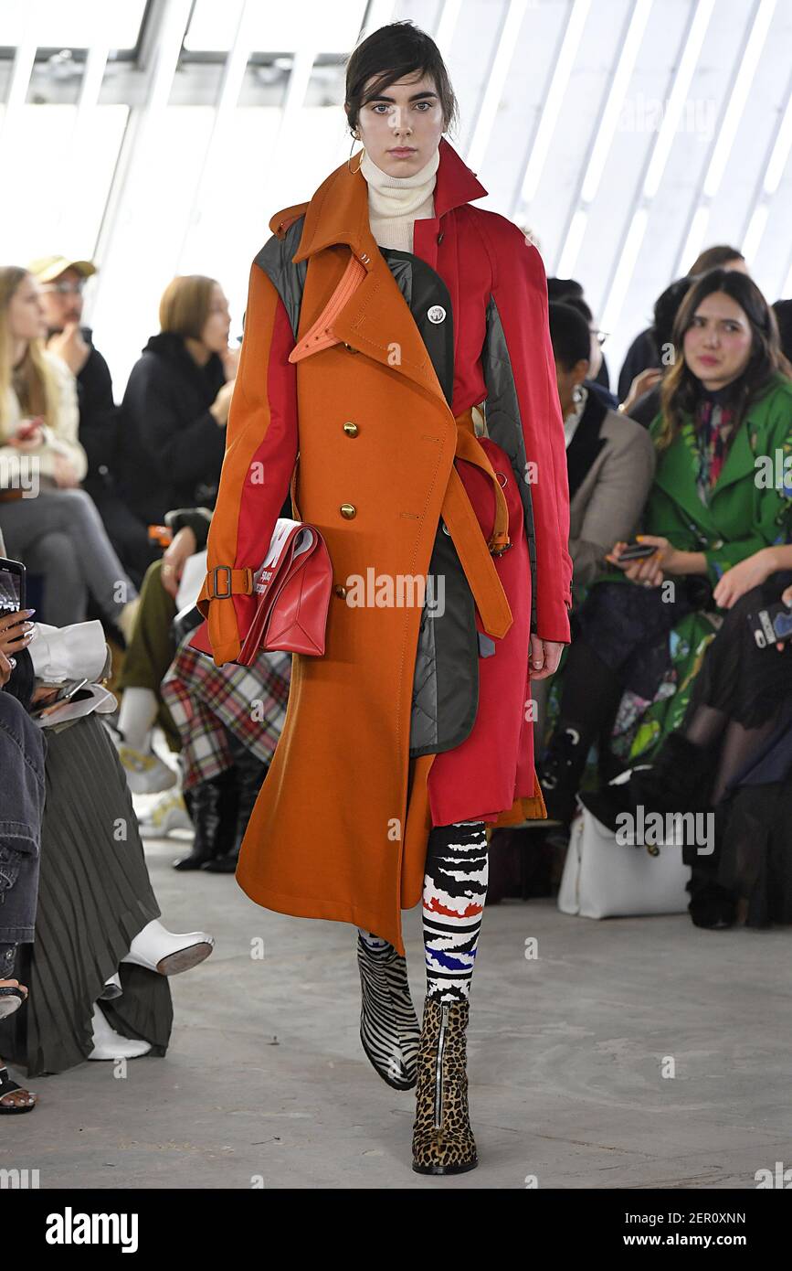 Model Madeleine Knighton walks on the runway during the Sacai Fashion ...