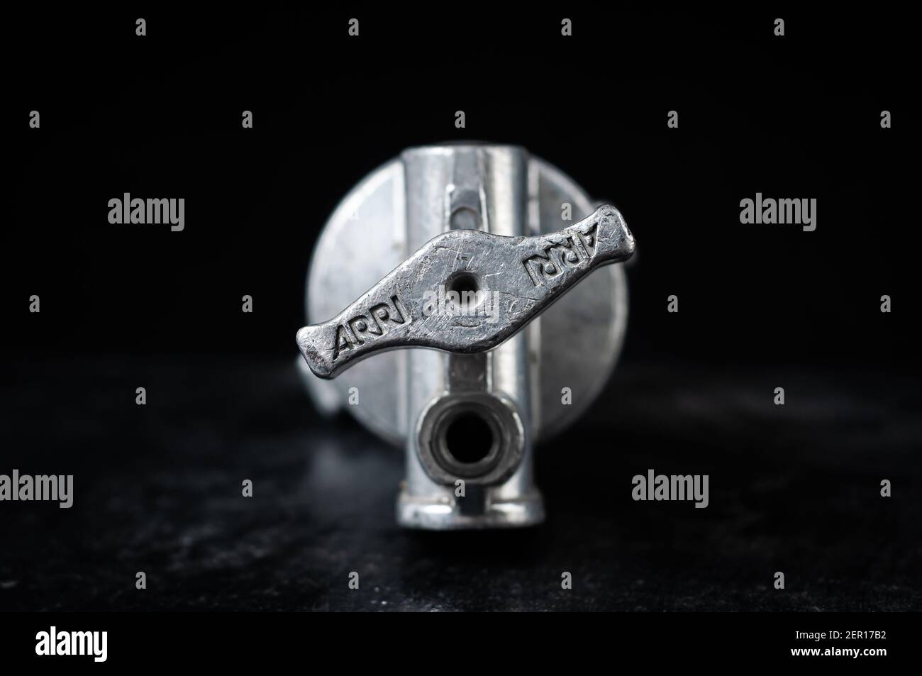 Arri grip head hi-res stock photography and images - Alamy