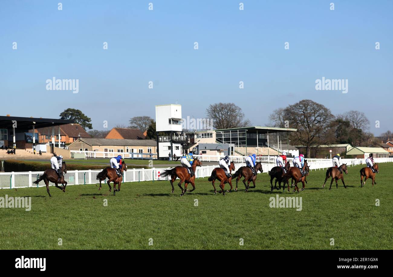 Grandstand at hereford racecourse hi-res stock photography and images ...