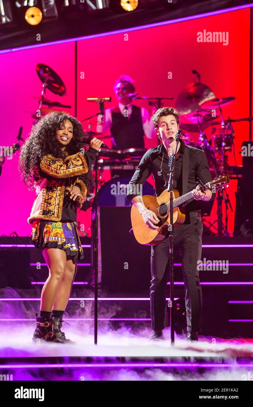 Recording Artists SZA and Shawn Mendes perform onstage during 60th ...