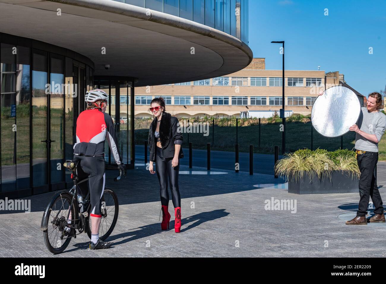 Oxford, Oxfordshire, UK. 28 February, 2021. Sunny weather in Oxford ...