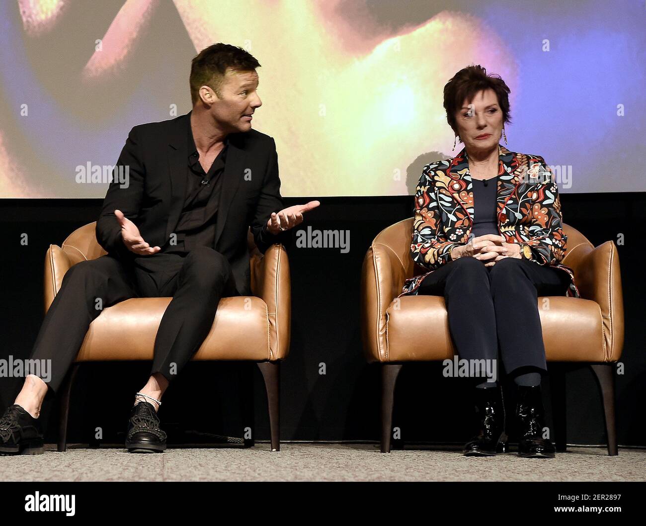 LOS ANGELES, CA - MARCH 19: (L-R) Cast member Ricky Martin and ...
