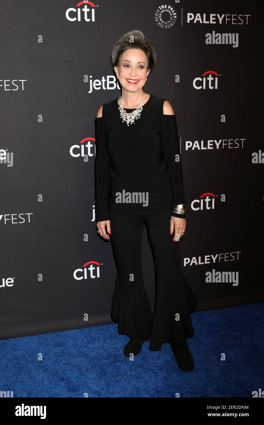 Annie Potts at the 2018 PaleyFest Los Angeles - "Big Bang Theory, Young ...