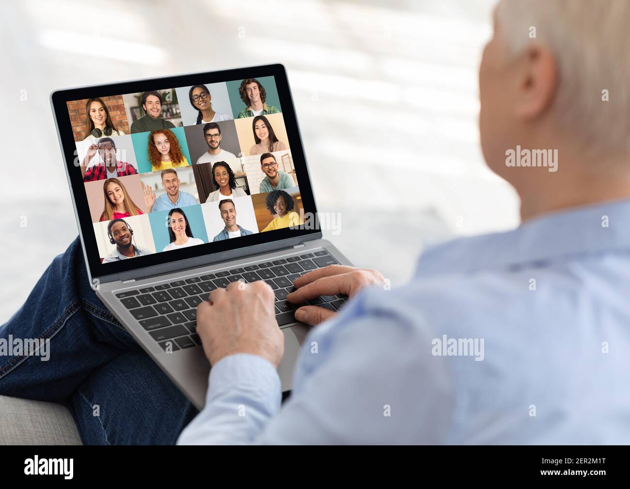 Zoom meeting screen people hi-res stock photography and images - Alamy