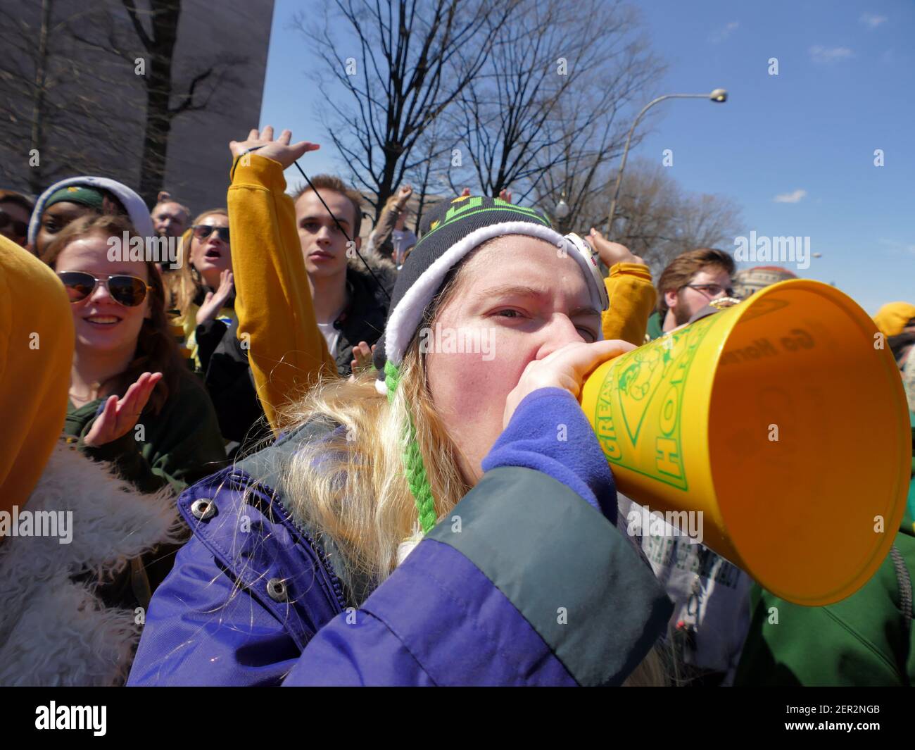 Great Mills, Md., High School students, with alumni and parents ...
