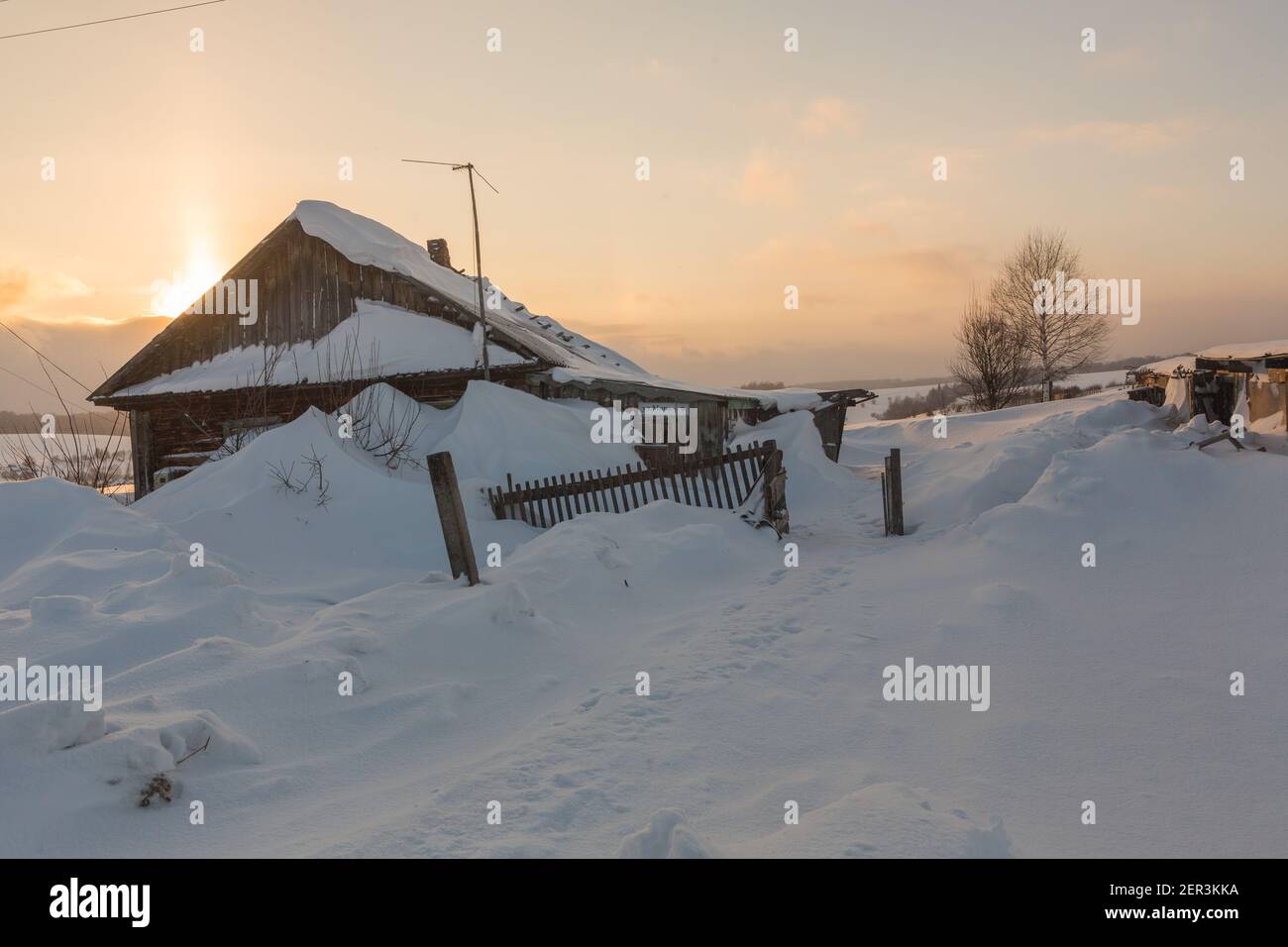 Cozy winter barn hi-res stock photography and images - Alamy