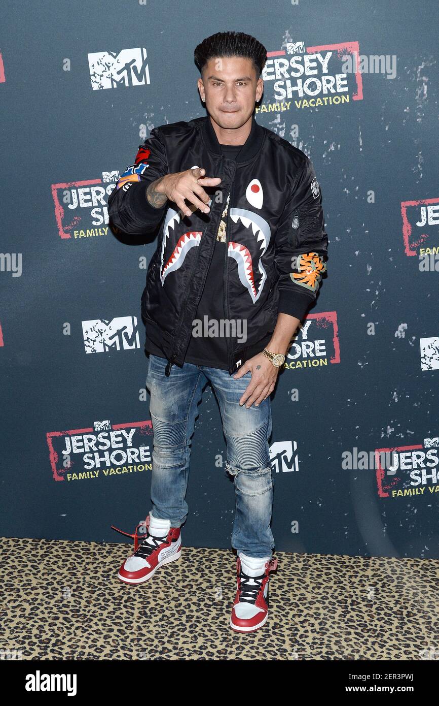 Paul ÒPauly DÓ Delvecchio attends the Jersey Shore Family Vacation ...