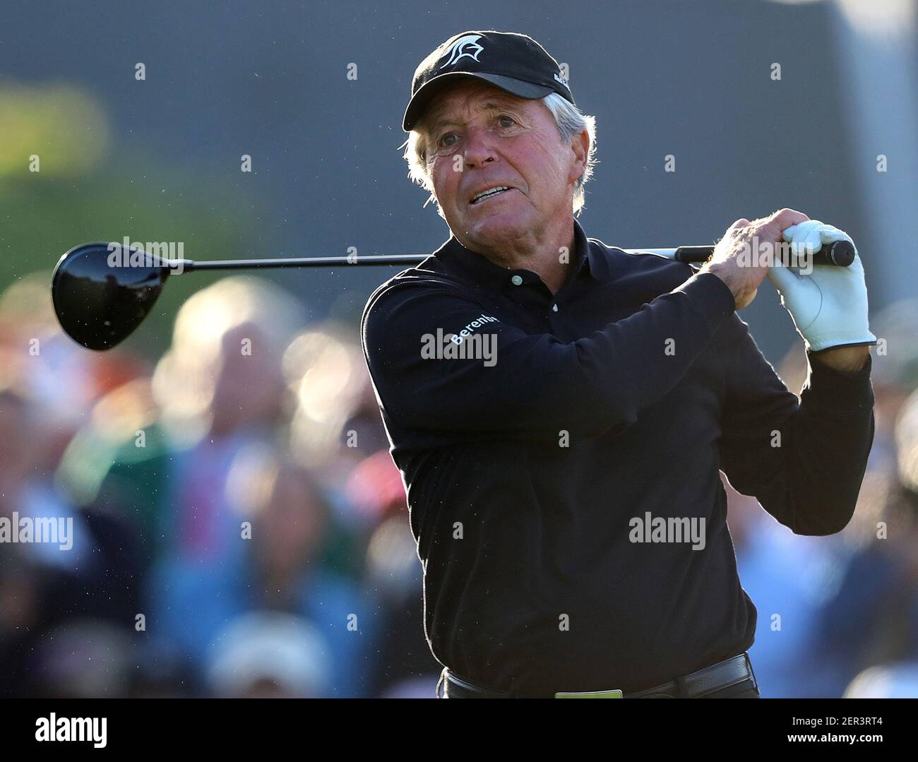 Gary Player, three-time Masters champion, hits his ceremonial tee shot ...