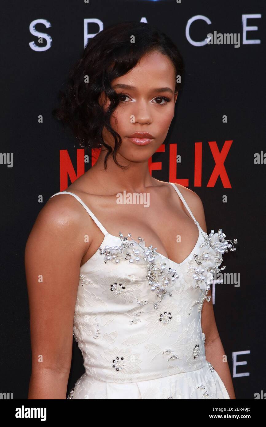 Taylor Russell arrives at the Los Angeles Premiere Of Netflix's "Lost ...
