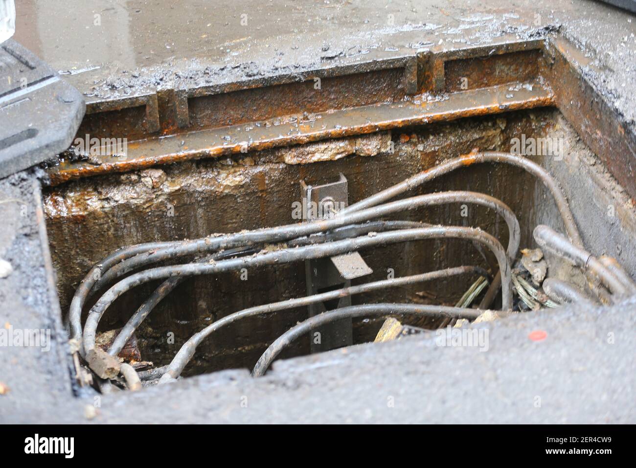 New York City, USA. 28 Feb., 2021. The scene of a manhole explosion in ...