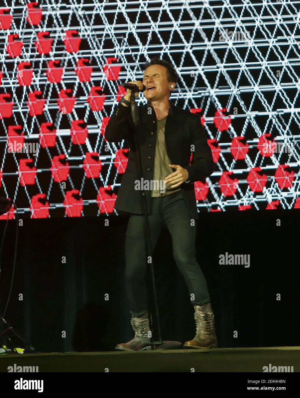 Fonseca in Concert at The Metropolitan Forum in Mexico City, Mexico on ...