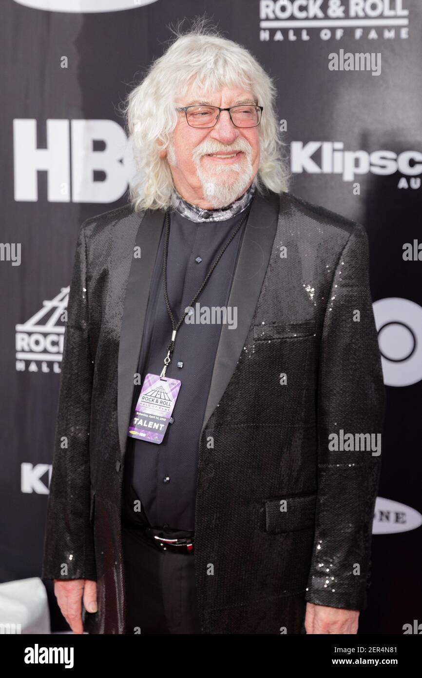 Graeme Edge on the red carpet before the 2018 Rock and Roll Hall of ...