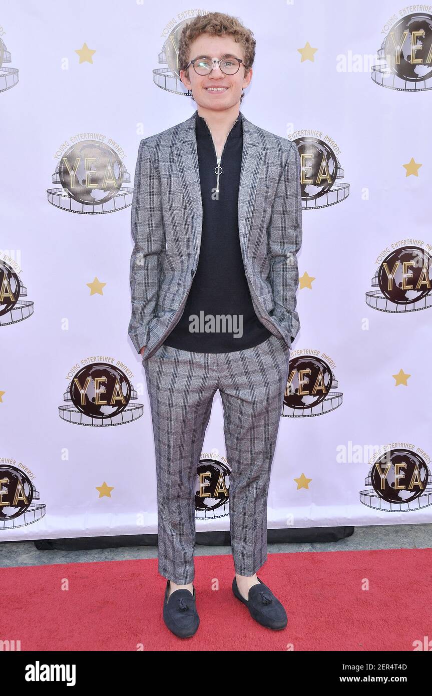 Sean Giambrone arrives at The 3rd Annual Young Enterainer Awards held ...