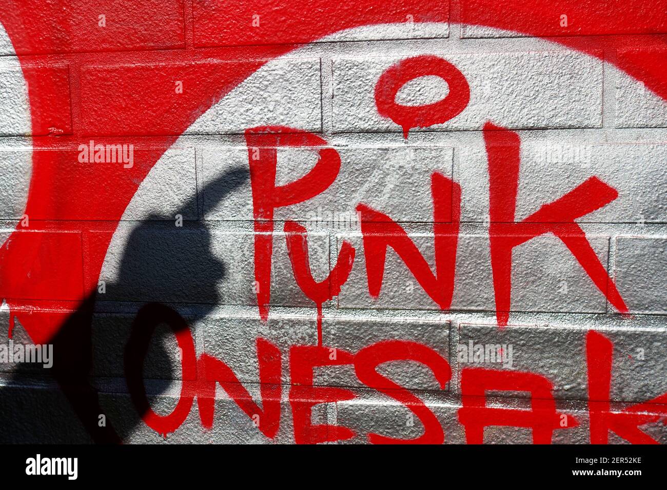 Punk rock band street art hi-res stock photography and images - Alamy
