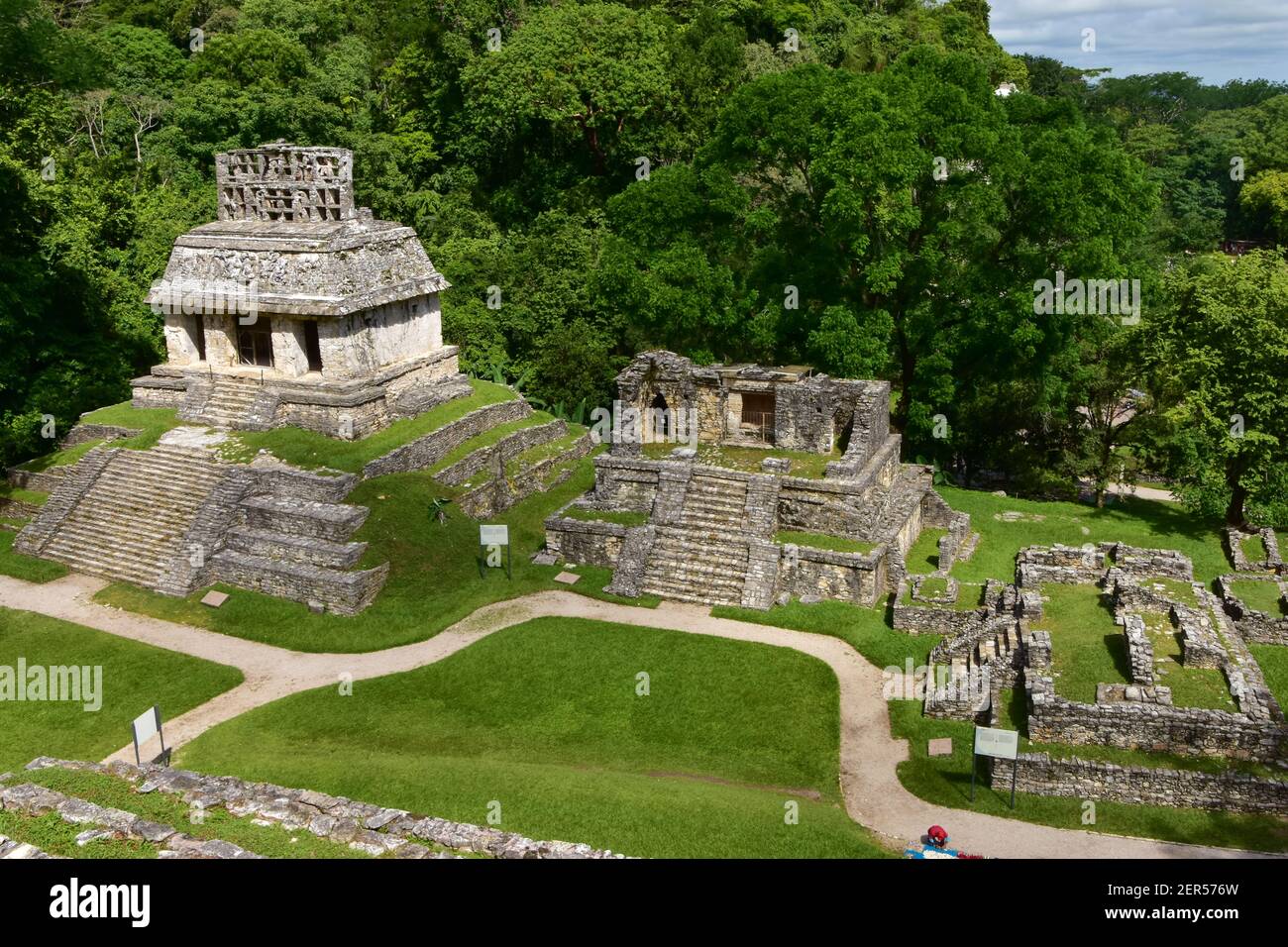 Palenque temple of the cross hi-res stock photography and images - Alamy