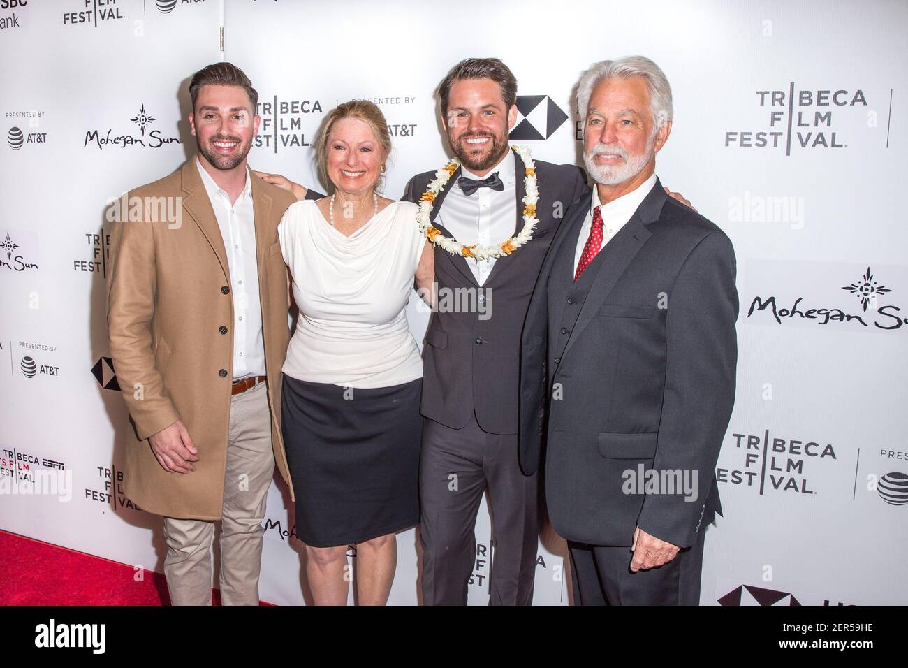 Director Aaron Lieber and his family attend 'Bethany Hamilton ...