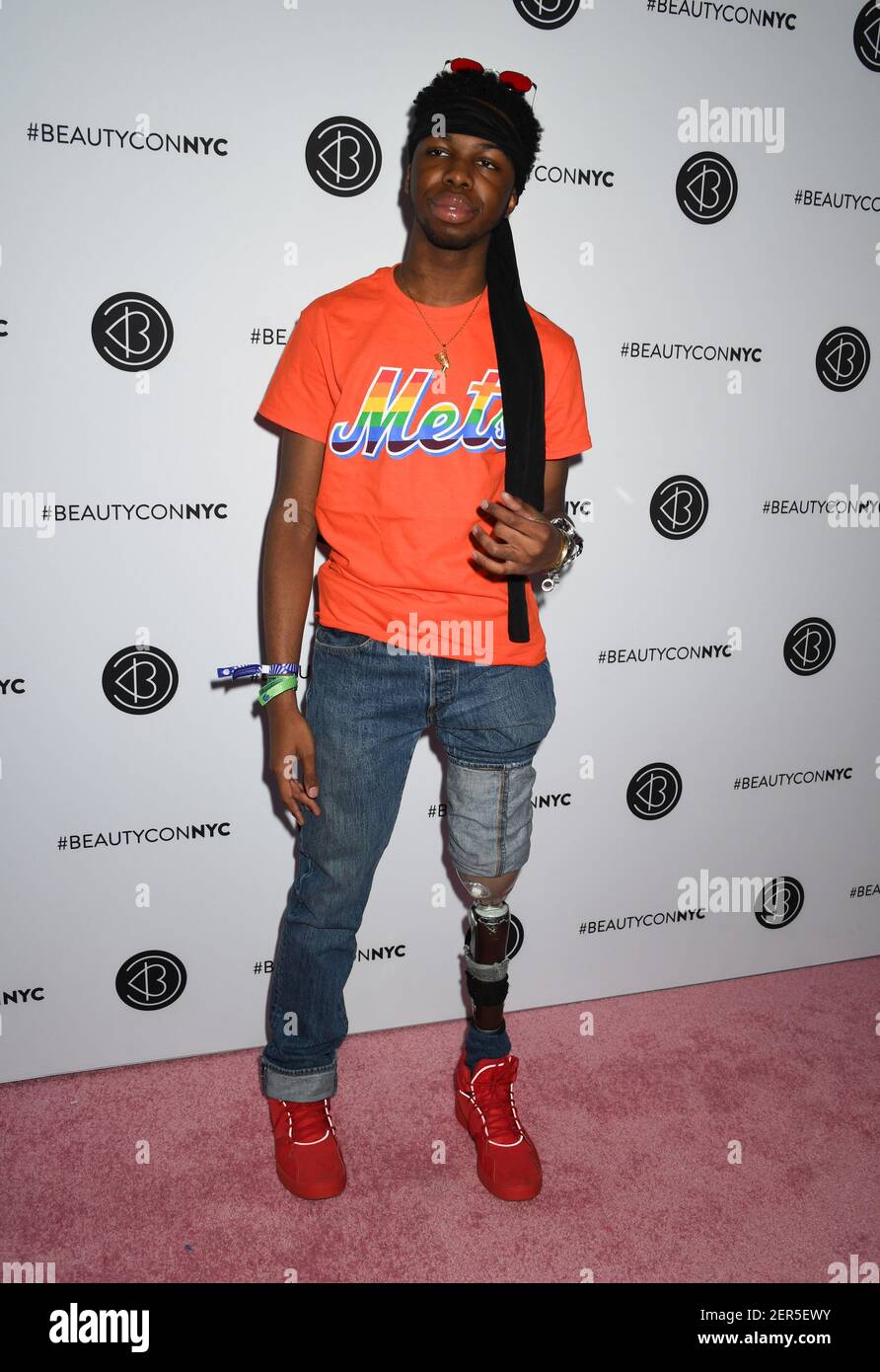 HeFlawless attends the 2018 BEAUTYCON, held at the Jacob Javitz Center ...