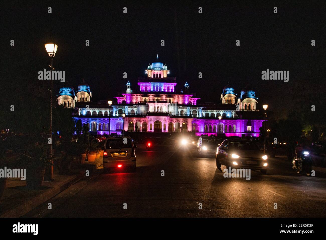 Albert hall museum at night Stock Photo - Alamy