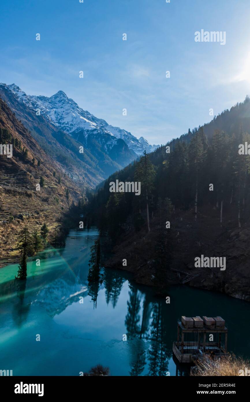 Parvati dam reservior in Barshaini Stock Photo - Alamy