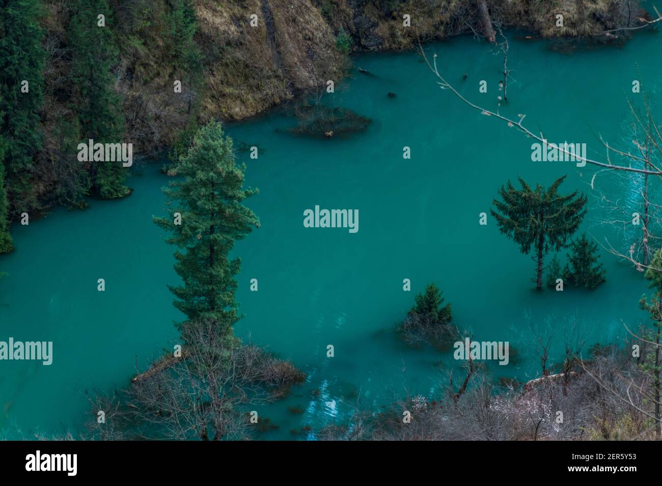 Parvati dam reservior in Barshaini Stock Photo - Alamy