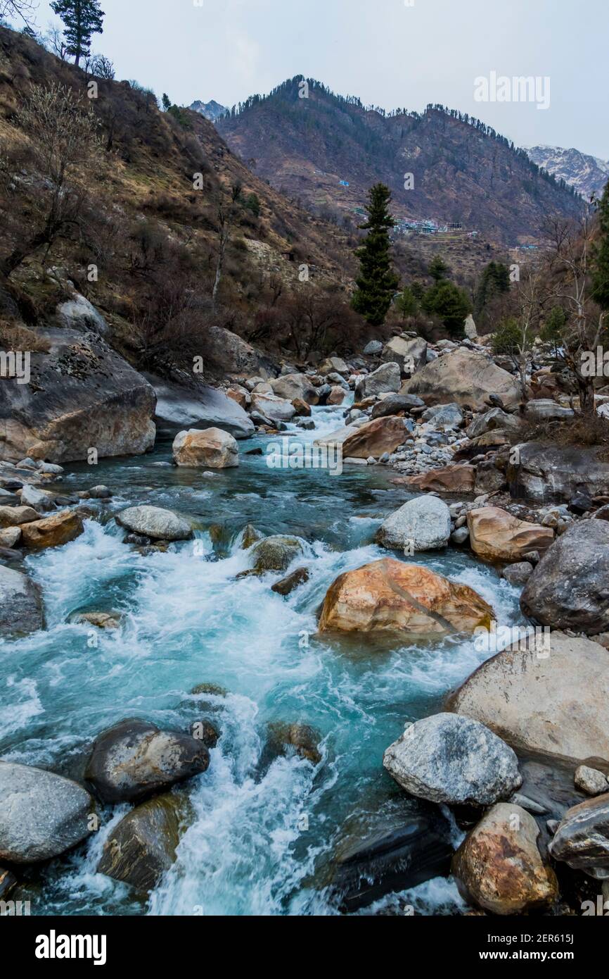 Parvati dam reservior in Barshaini Stock Photo - Alamy