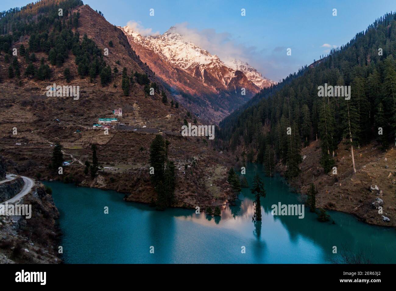 Parvati dam reservior in Barshaini Stock Photo - Alamy