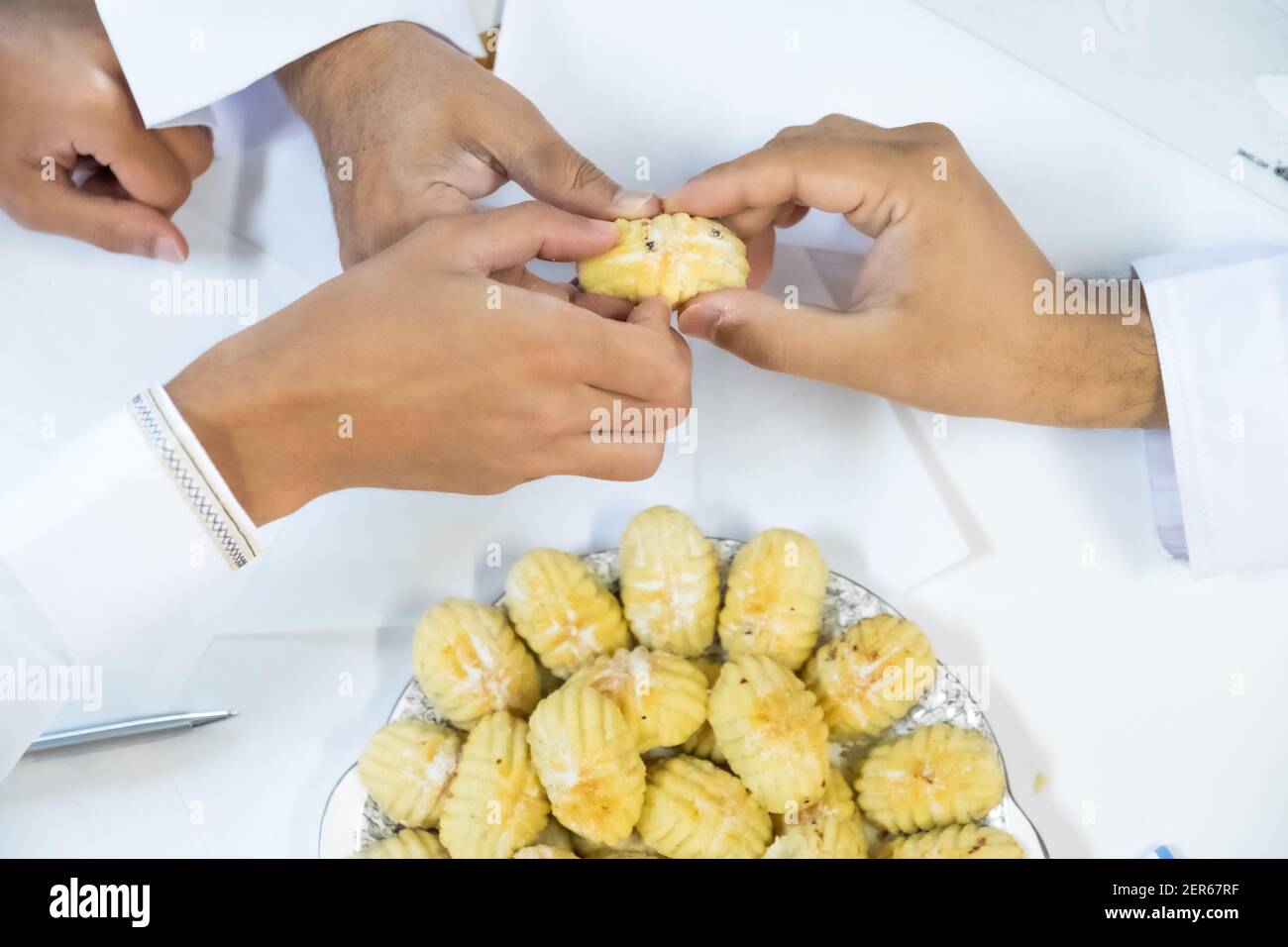 Arabic muslim business people gathered for meeting Stock Photo - Alamy