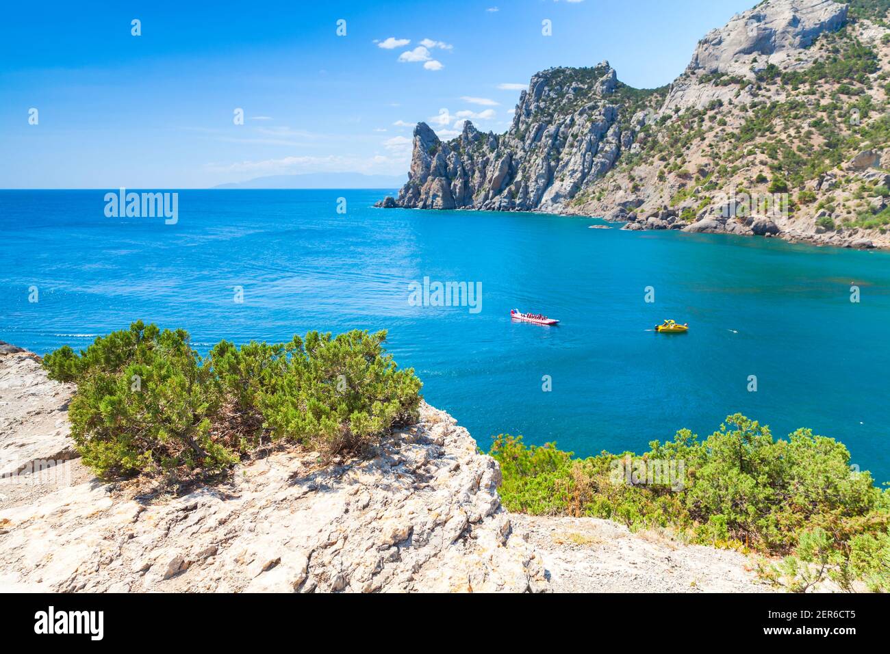 Footpath mountain sea sky slope hi-res stock photography and images - Alamy
