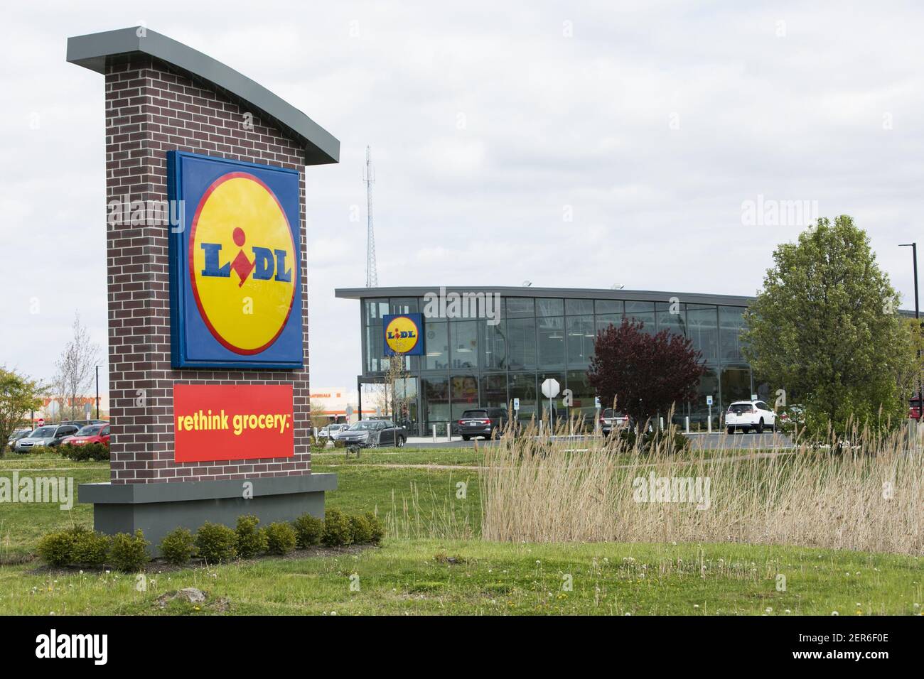 A logo sign outside of a Lidl grocery retail store in Middletown ...