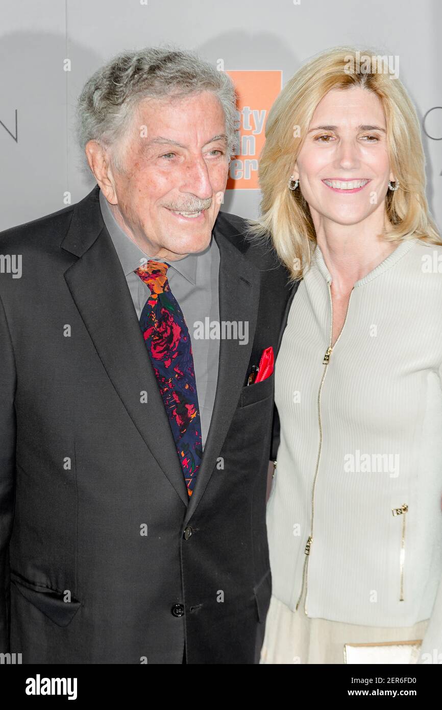 Tony Bennett and Susan Crow are seen at arrivals for the 45th Caplin ...