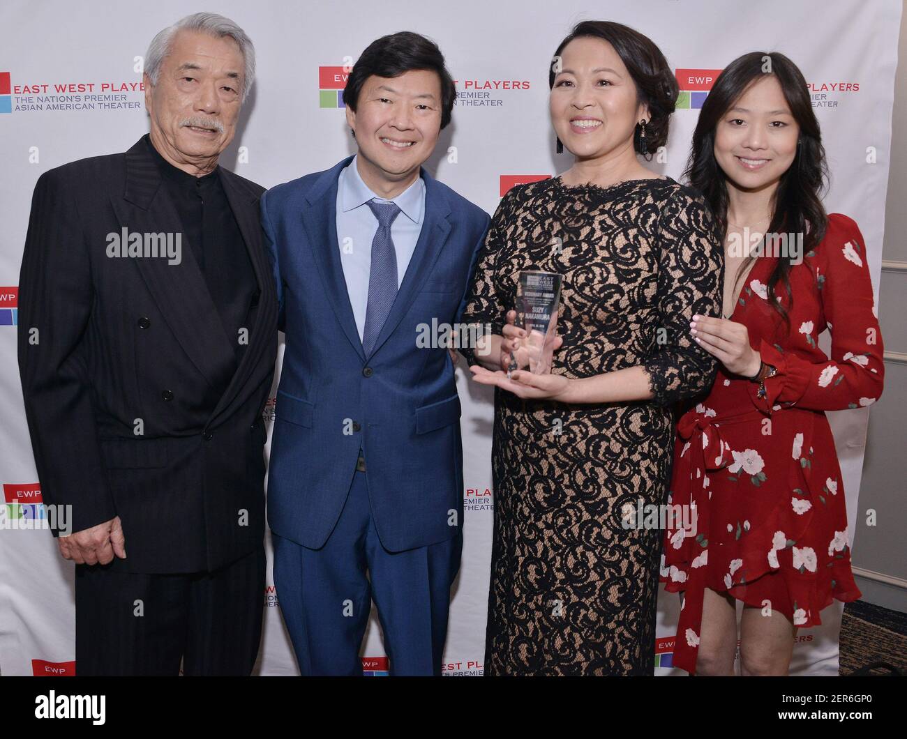 (L-R) "Dr. Ken" Cast - Dana Lee, Ken Jeong, Honoree Suzy Nakamura and ...