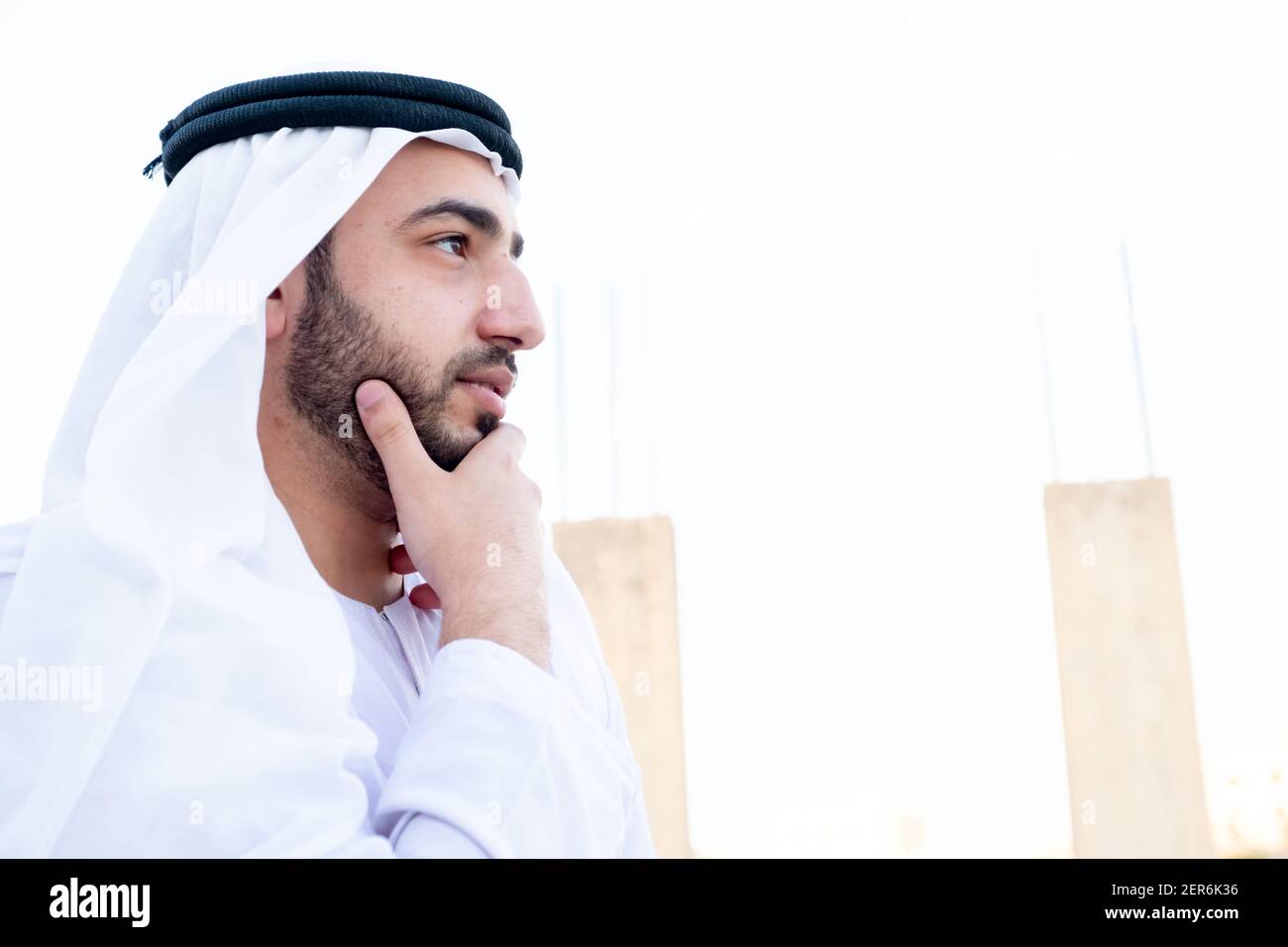 Thinking man keffiyeh scarf hi-res stock photography and images - Alamy