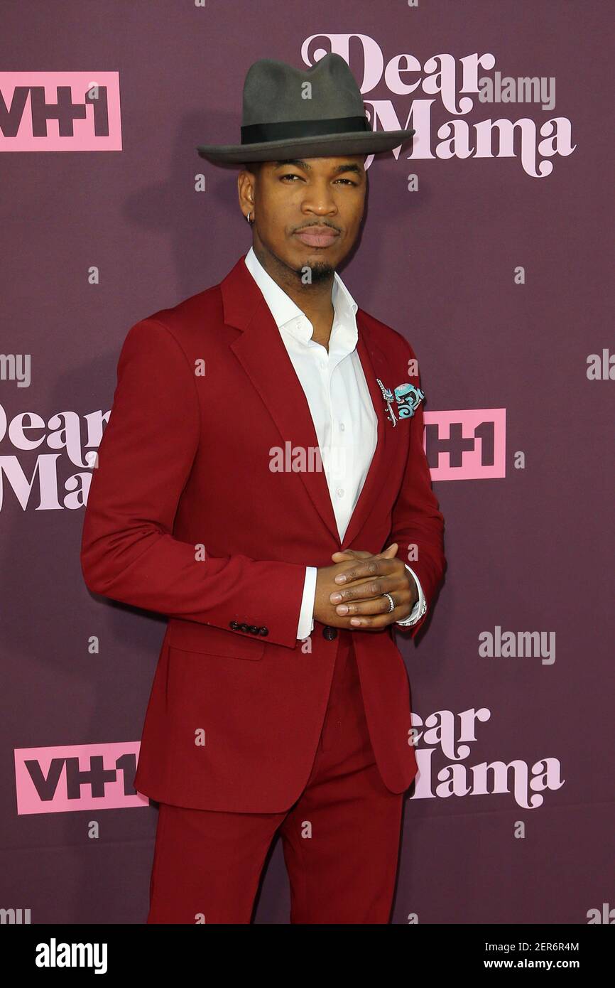 Ne-Yo at the VH1's 3rd Annual "DEAR MAMA: A LOVE LETTER TO MOMS" held ...
