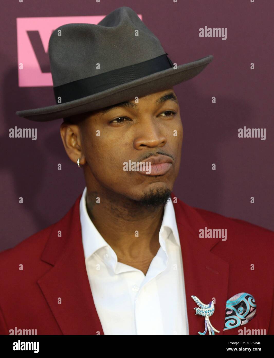 Ne-Yo at the VH1's 3rd Annual "DEAR MAMA: A LOVE LETTER TO MOMS" held ...