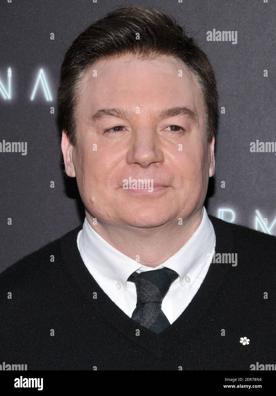 Mike Myers arrives at the "Terminal" Premiere held at the ArcLight ...