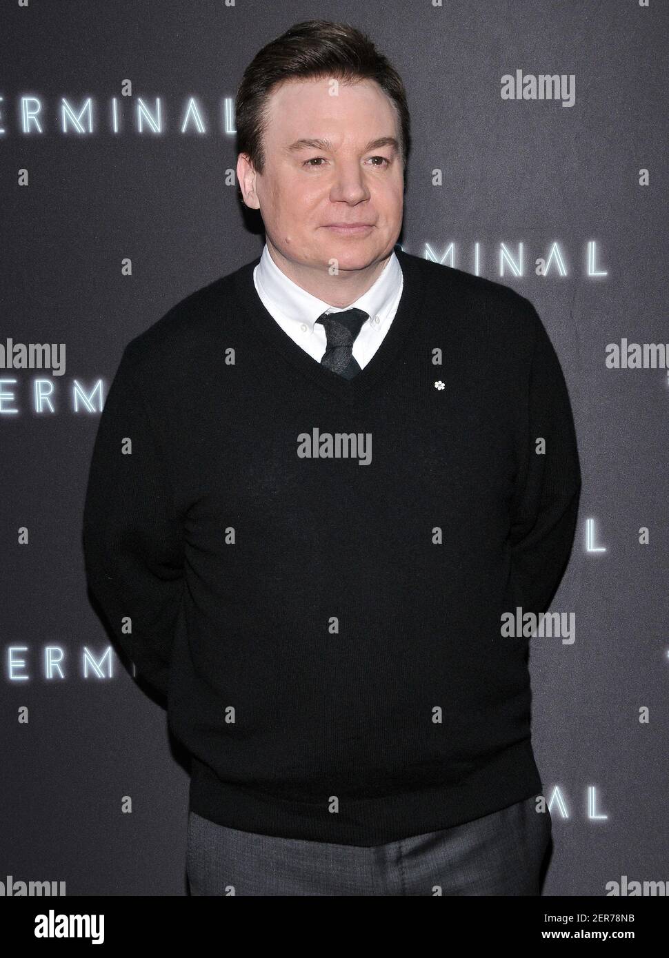 Mike Myers arrives at the "Terminal" Premiere held at the ArcLight ...
