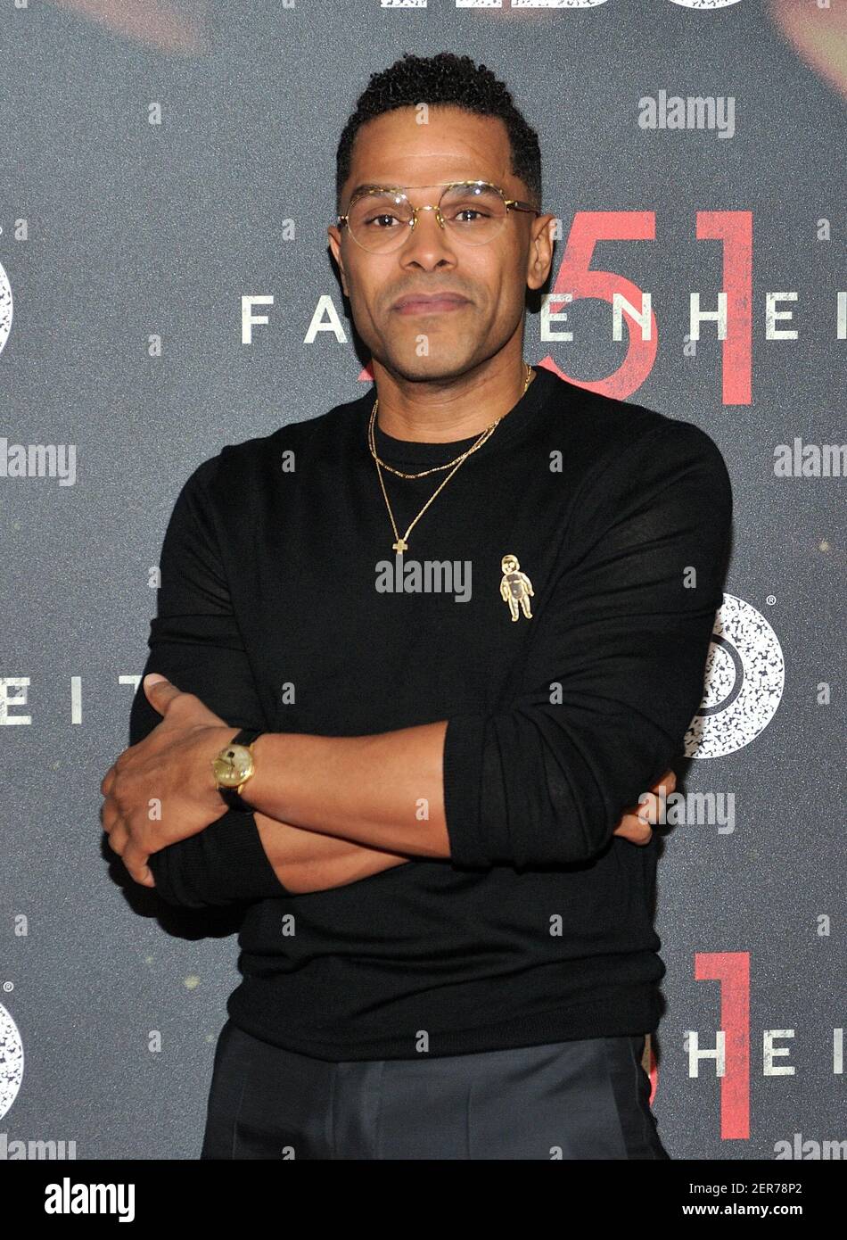 Singer Maxwell attends the NYC premiere of Fahrenheit 451 at the NYU ...