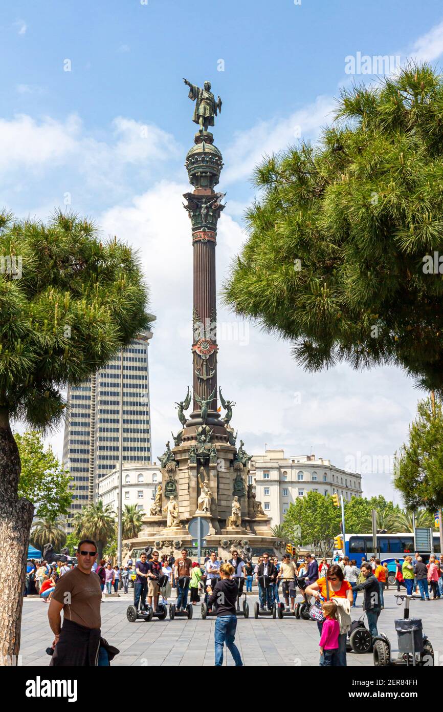 05-01-2010 Barcelona, Spain: Vertical image of the towering statue of ...