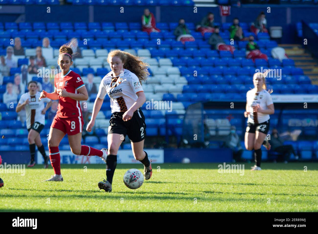 Birkenhead, UK. 28th Feb, 2021. Sophie Quirk (#2 London Bees) running ...