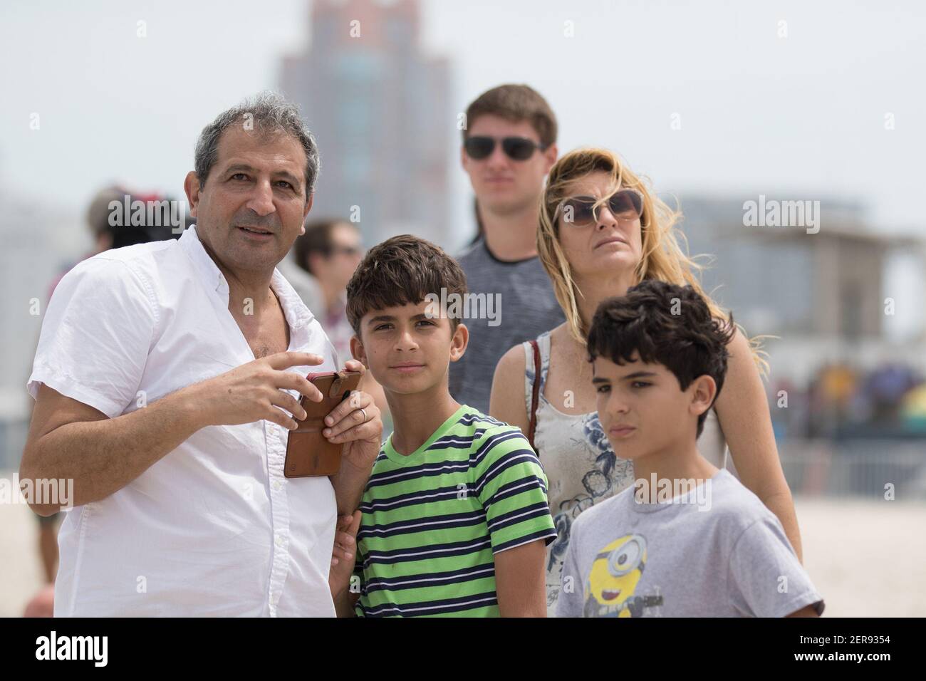 The Badash family watches the Hyundai Air & Sea Show in Miami Beach ...