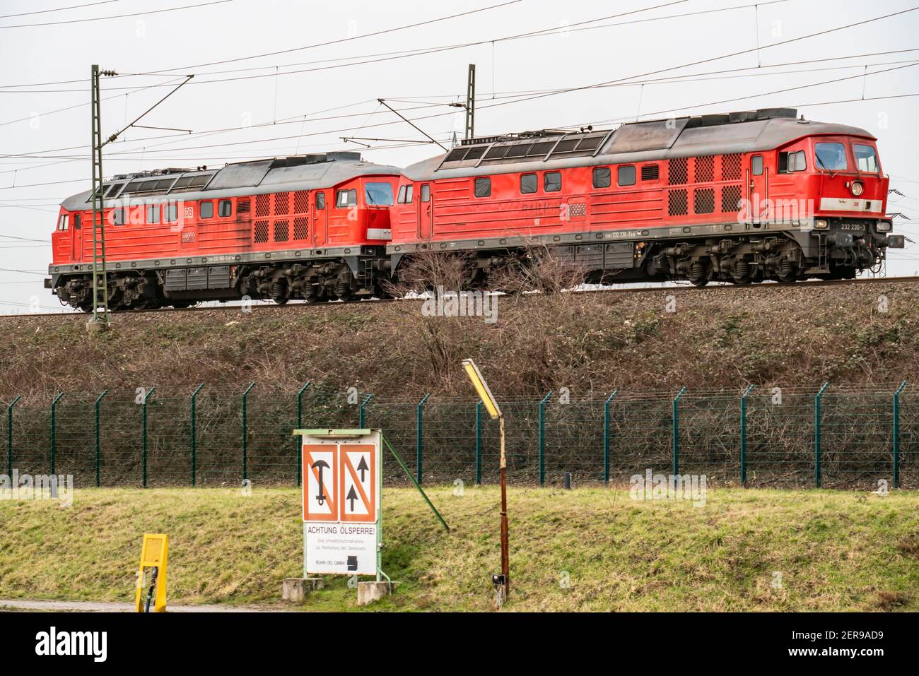 Class 232 diesel locomotives, on a goods train line at the Rhine-Herne ...