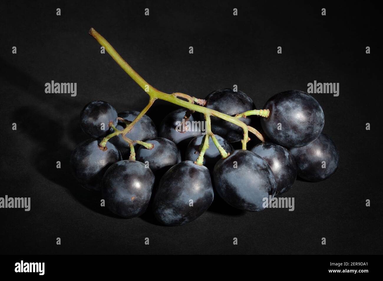 Blue grape hi-res stock photography and images - Alamy