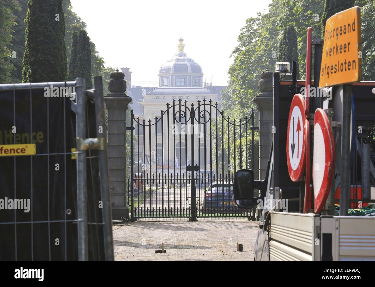 30-05-2018 New safety measure at the renovated Huis ten Bosch palace in ...