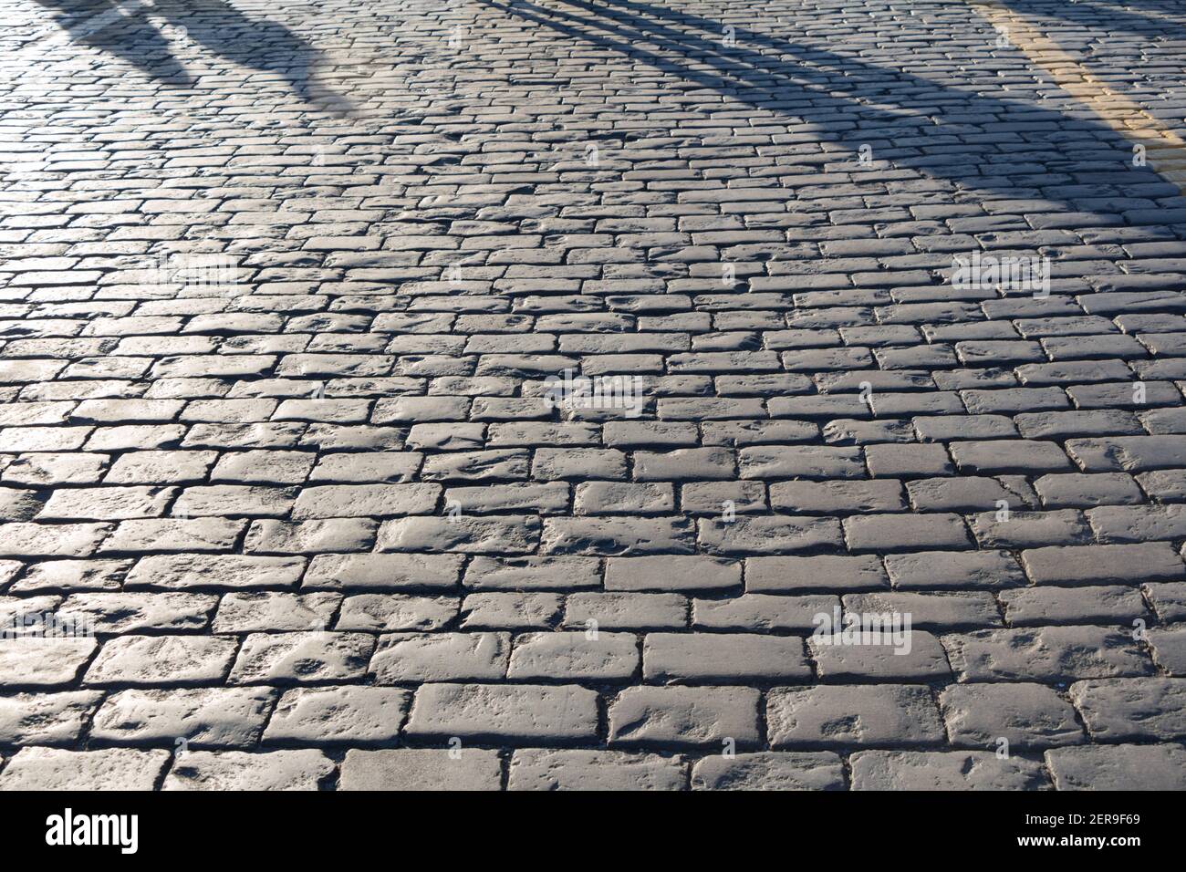 Shadows on pavement hi-res stock photography and images - Alamy