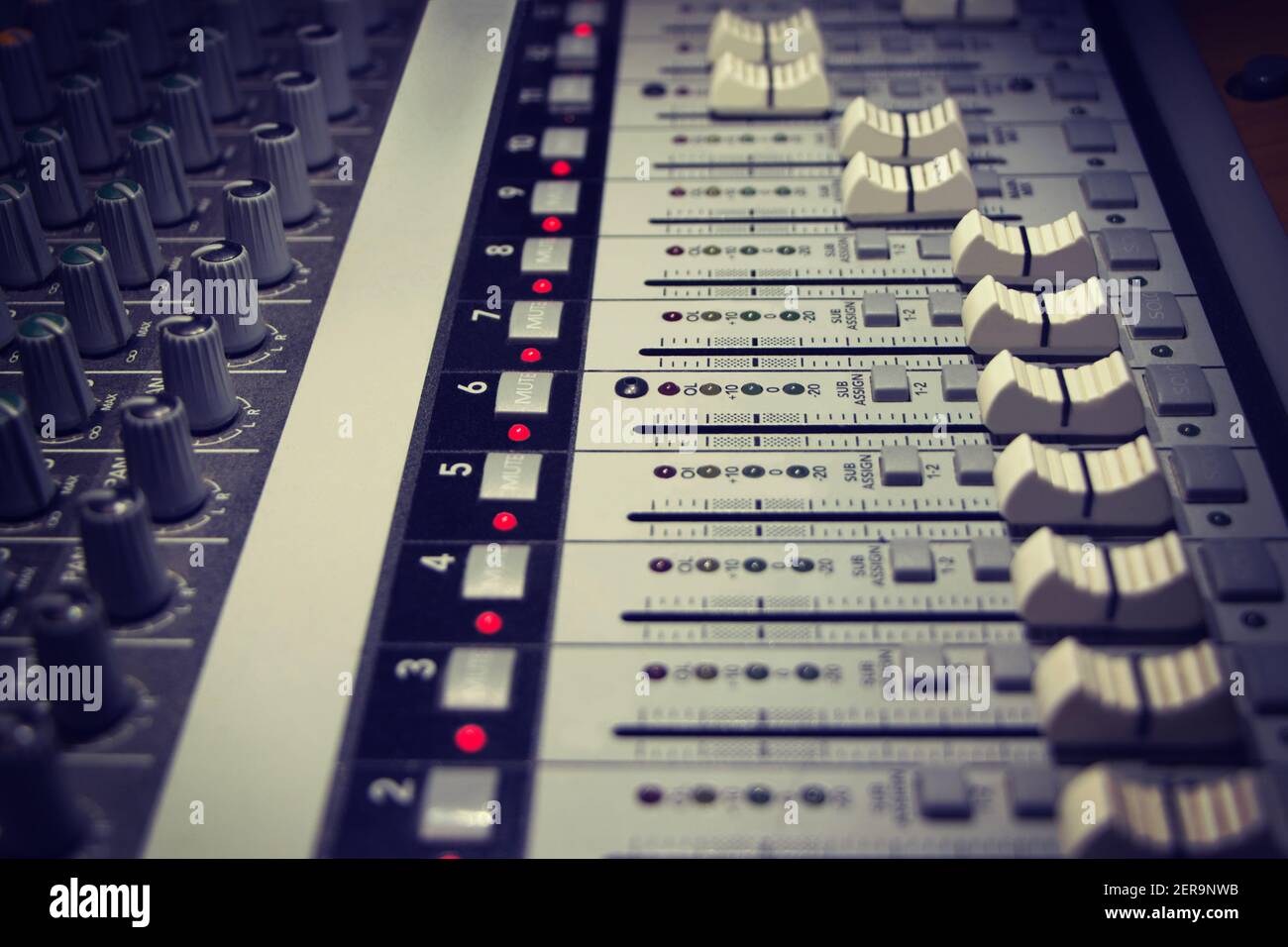 Mixer panel hi-res stock photography and images - Alamy